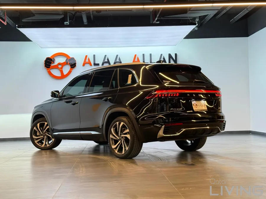 Geely Monjaro 2025 V4