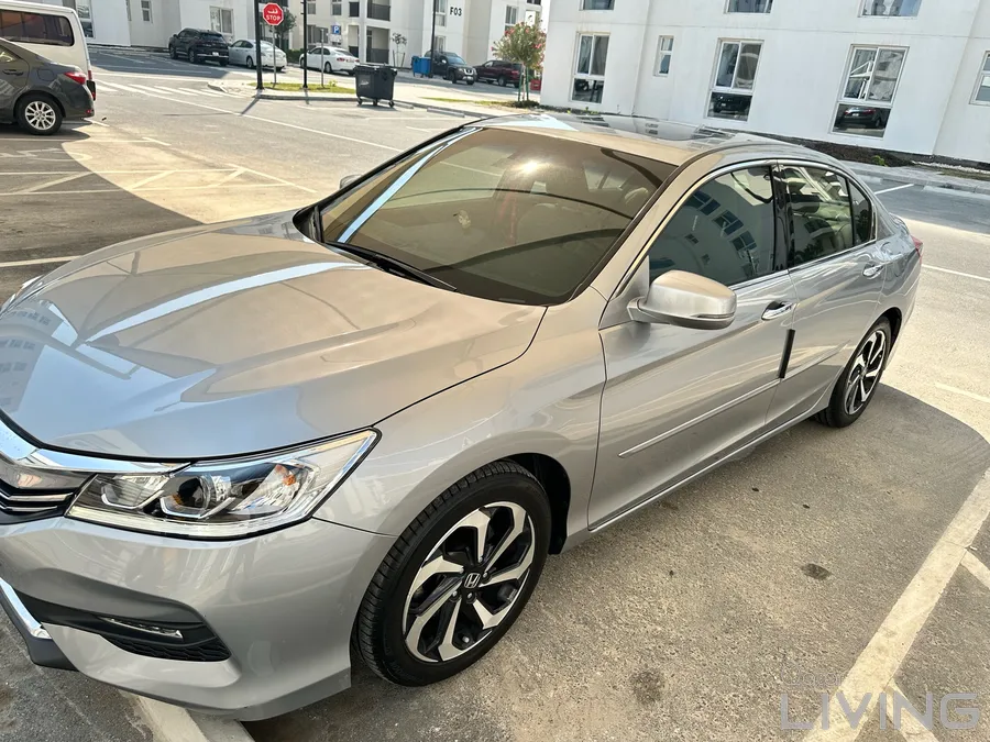Honda Accord Genuine condition - Family non smoking car